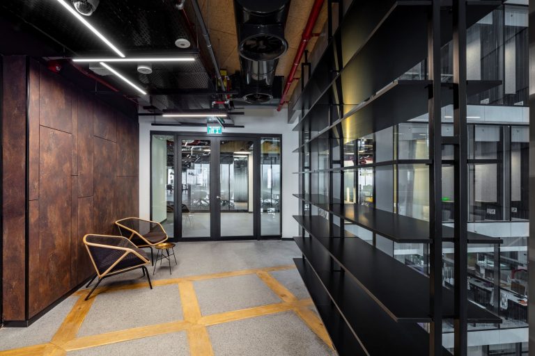 MOTOROLA : GINDI STUDIO